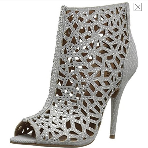 Zigi Soho | Shoes | Zigi Soho Drift Caged Rhinestone Evening Sandals ...